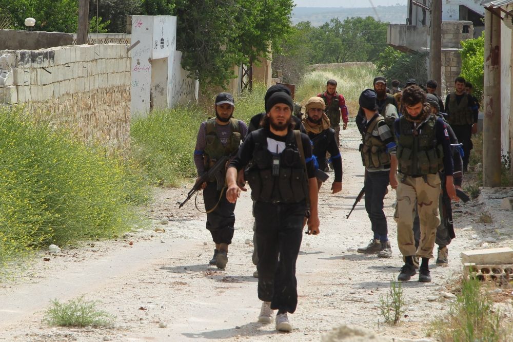 جماعة مراقبة مسلحون يسيطرون على قاعدة للجيش السوري في إدلب دولية صحيفة الوسط البحرينية